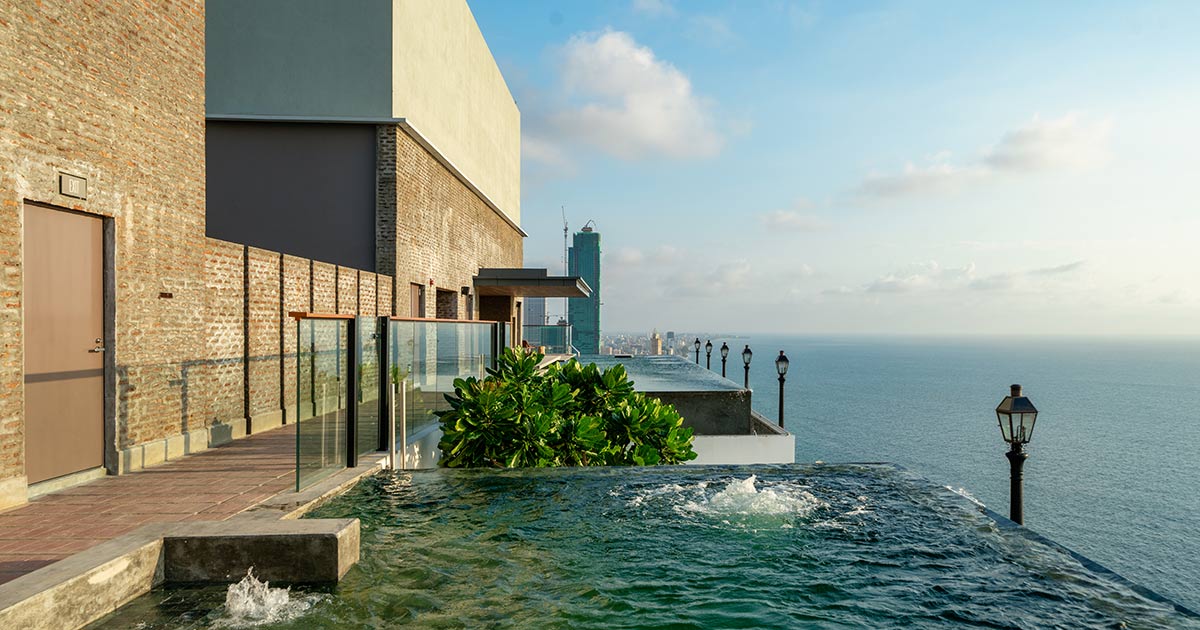 Relax by the Infinity Pool & Jacuzzi | Granbell Hotel